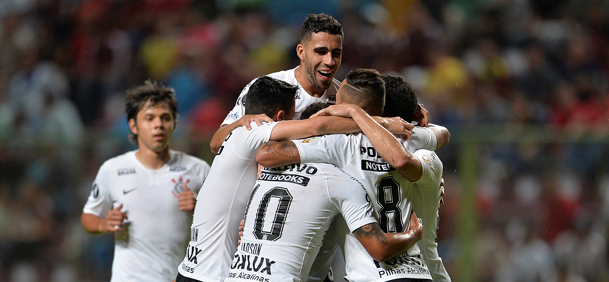 Timão se classifica sem dar bola para saída de Carille… – E Tenho Dito!