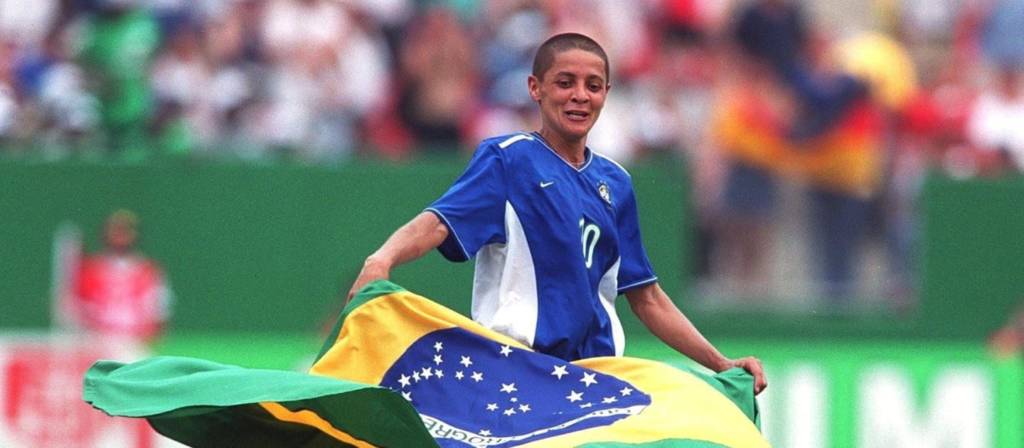 Pioneira da Seleção: A história de Sissi – Entrelinhas