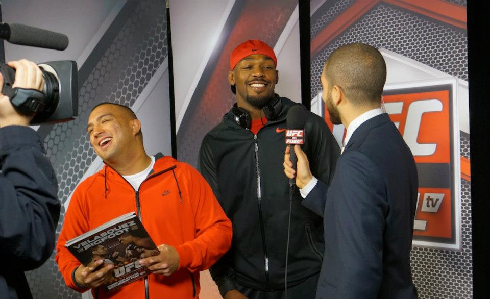 Vinny é derrotado, Jon Jones domina combate e vence Chael Sonnen no UFC ...